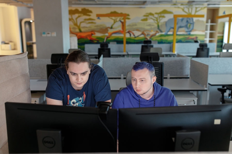 About | Social Quantum
